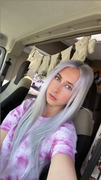 rileybluebell OnlyFans - Free Trial - XXX Photos | FansMetrics.com