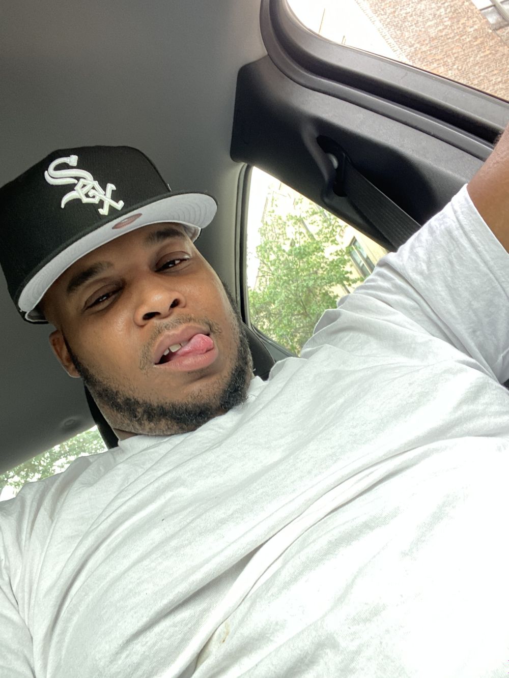 handsome_scrams OnlyFans - Free Trial - Photos - Socials | FansMetrics.com