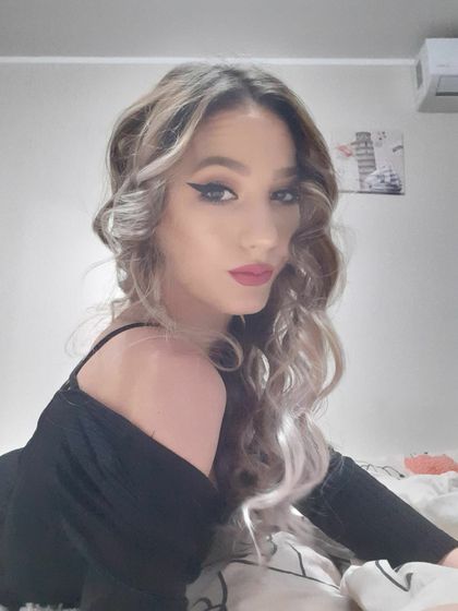 Best Hot Zabrina OnlyFans Accounts | FansMetrics.com