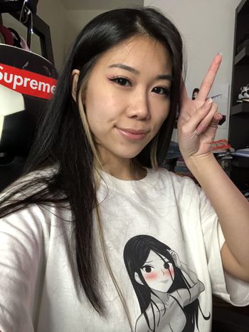 awkie OnlyFans - Free Trial - Photos - Socials | FansMetrics.com