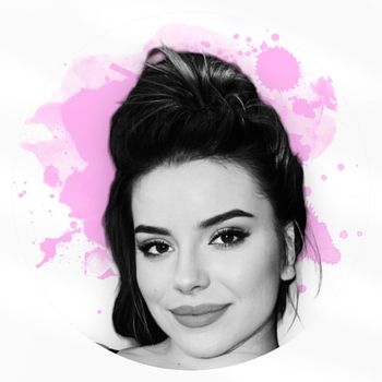 karolinaem_free OnlyFans - Free Trial - Photos - Socials | FansMetrics.com