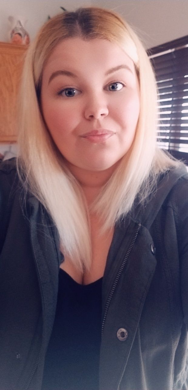 thickwhitgal OnlyFans - Free Trial - Photos - Socials | FansMetrics.com