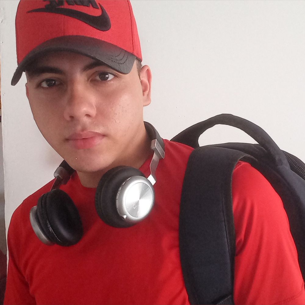 davidbad OnlyFans - Free Trial - XXX Photos | FansMetrics.com