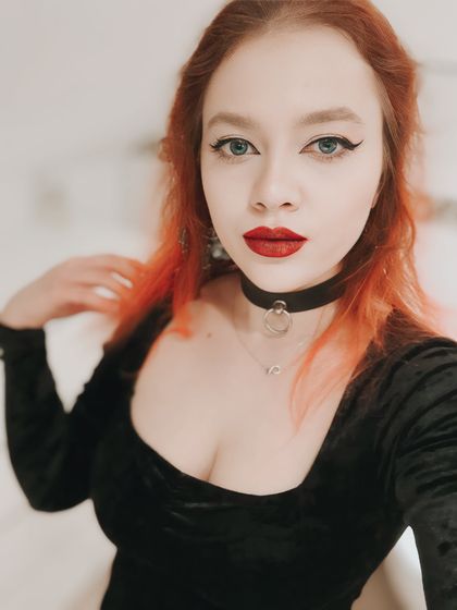 Best Hot Luxforty OnlyFans Accounts | FansMetrics.com