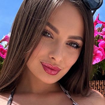 amazingsophia OnlyFans - Free Trial - XXX Photos | FansMetrics.com