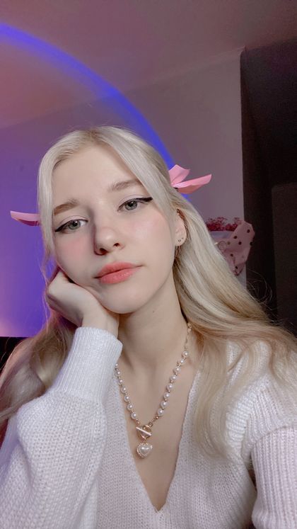 Best Hot Princesships OnlyFans Accounts | FansMetrics.com