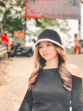 jeenzen OnlyFans - Free Trial - Photos - Socials | FansMetrics.com