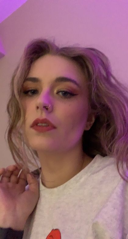 Best Hot Zellabella OnlyFans Accounts | FansMetrics.com