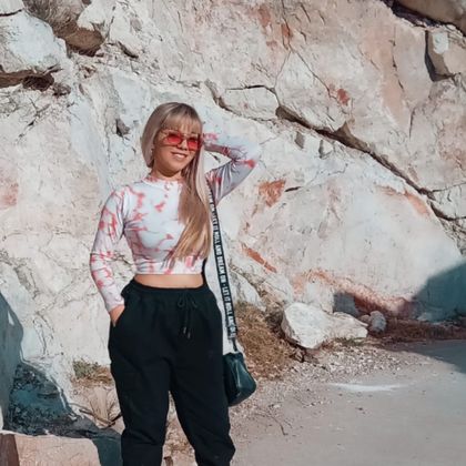 Best Sofia 18 OnlyFans Accounts | FansMetrics.com