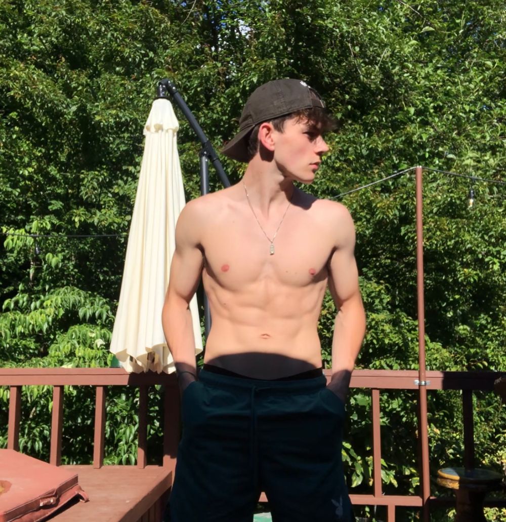 samuelcooke OnlyFans - Stats, Graphs, Photos & Profile Comparisons ...