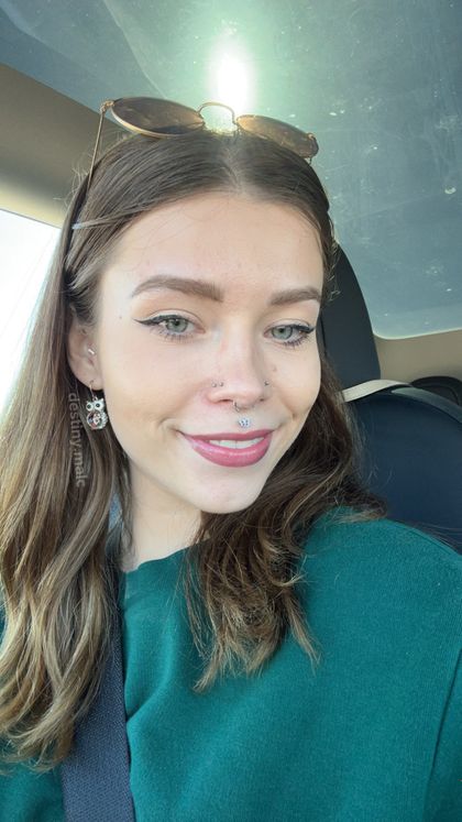 Best Hot Xoxo Queen90 OnlyFans Accounts | FansMetrics.com