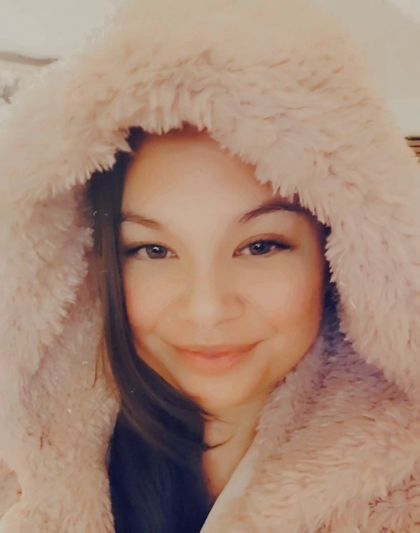 Best Hot Emily White OnlyFans Accounts | FansMetrics.com