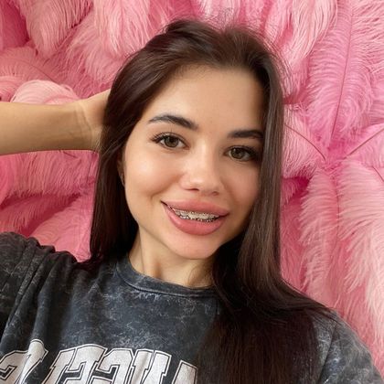 Best Hot Your_eva OnlyFans Accounts | FansMetrics.com