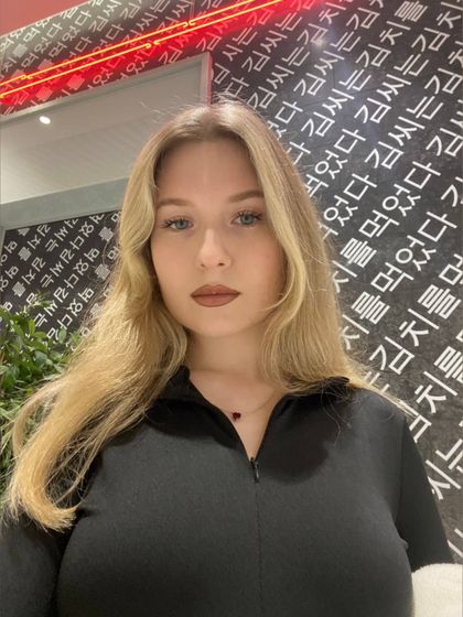 Best Hot Molly OnlyFans Accounts | FansMetrics.com