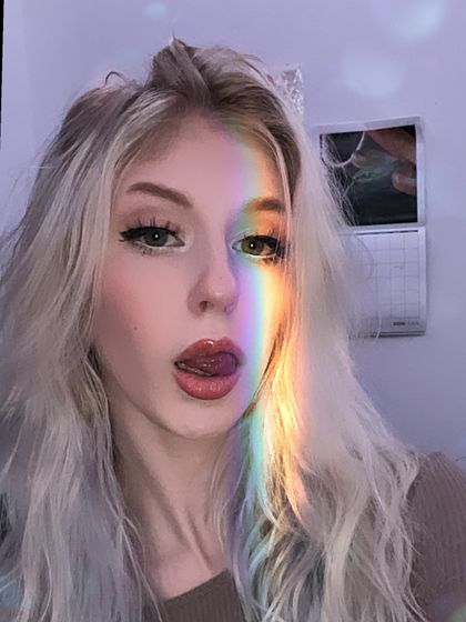 Best Hot Babs OnlyFans Accounts | FansMetrics.com