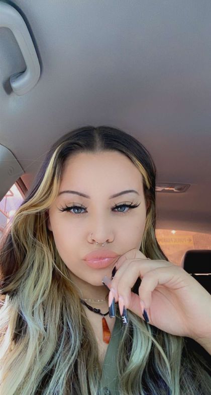 Best Bbabylexa OnlyFans Accounts | FansMetrics.com