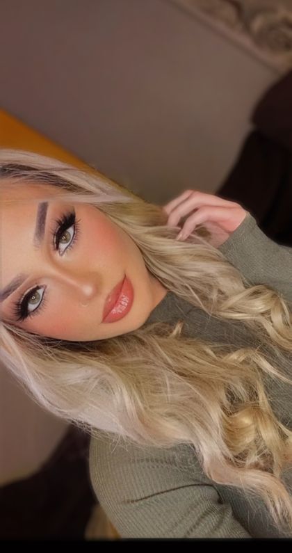 Best Hot Missleasha OnlyFans Accounts | FansMetrics.com