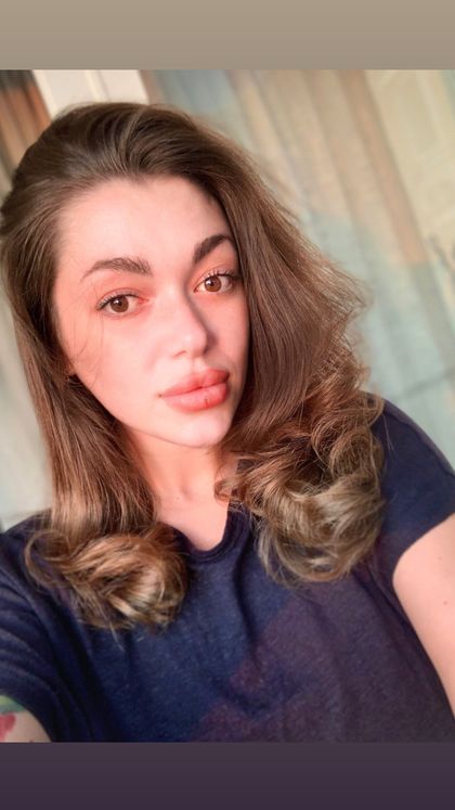 Best Hot Elizaabret OnlyFans Accounts | FansMetrics.com